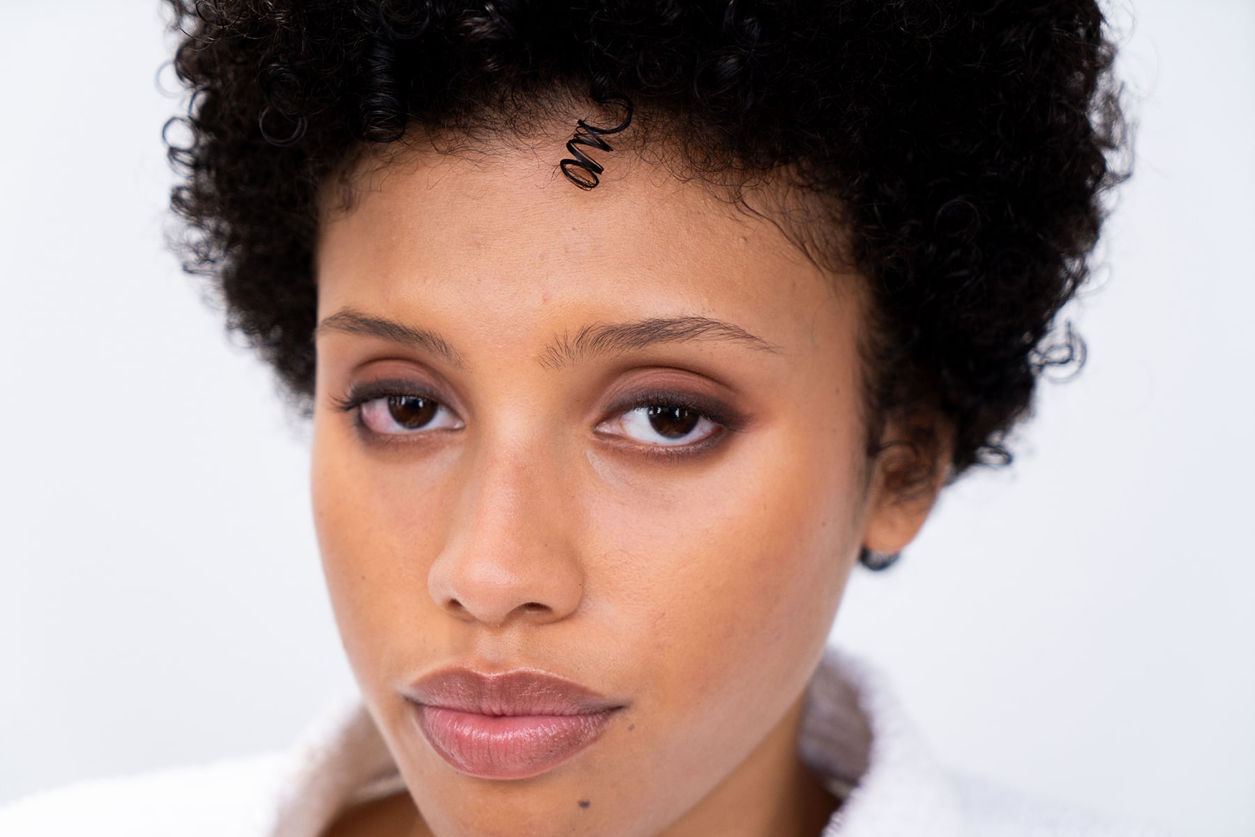 Smoky Eye Magic: 3 Effortless Techniques to Nail the Look
