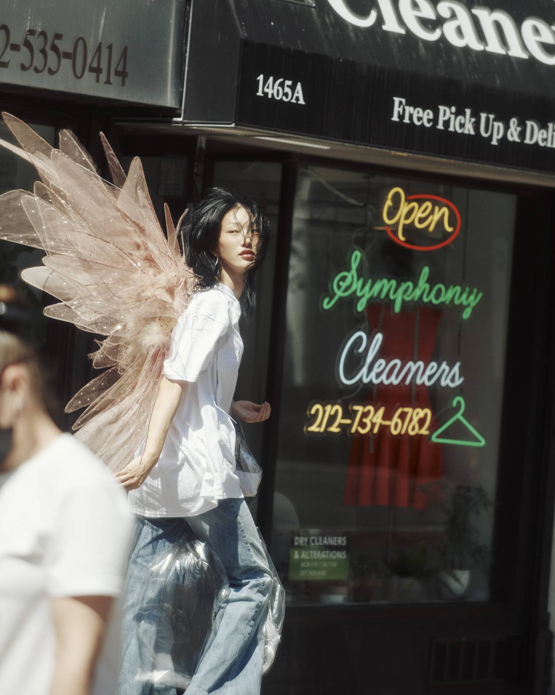 Victoria's Secret Models & Angel Wings on the NYC Streets